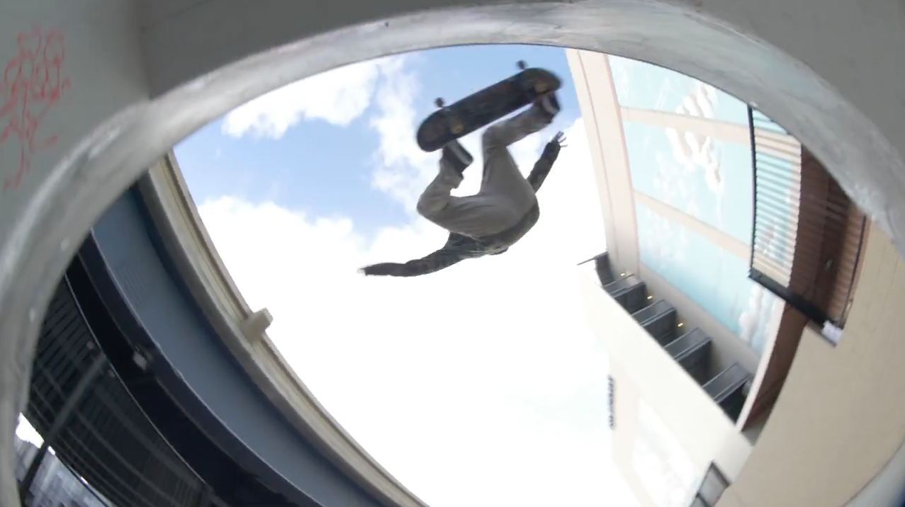 DC – Evan Smith A Tour of its Own